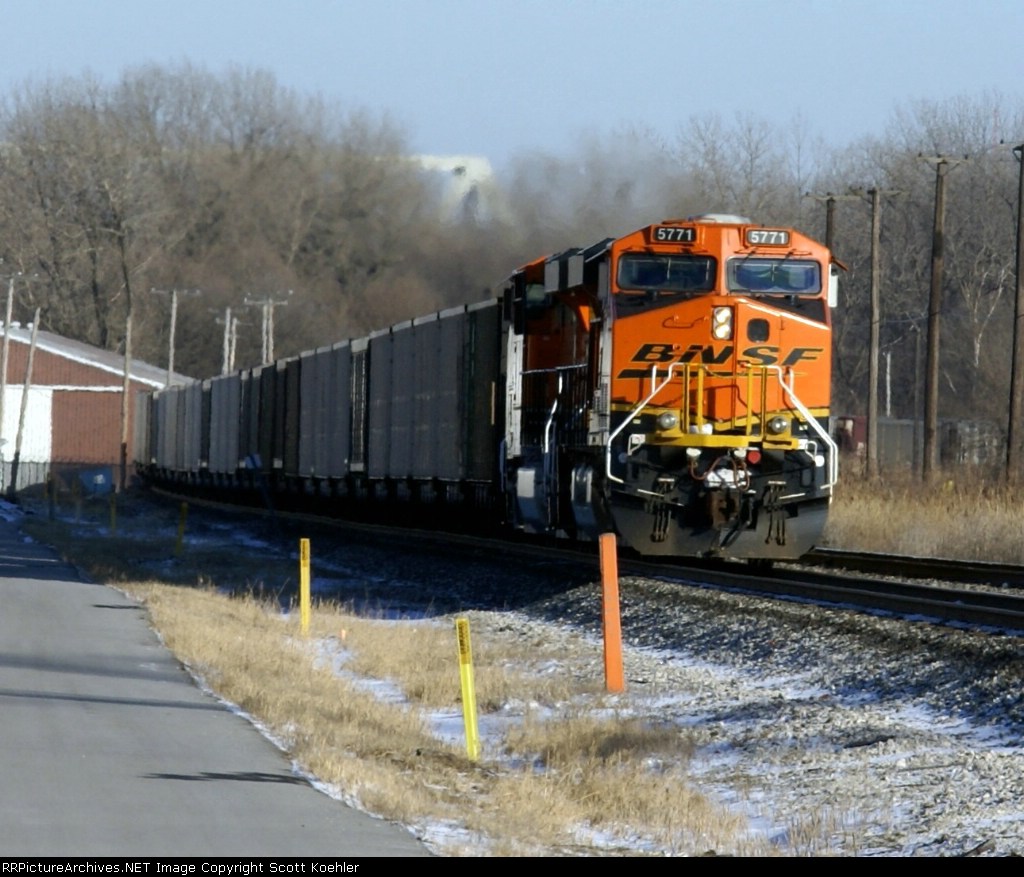 BNSF 5771